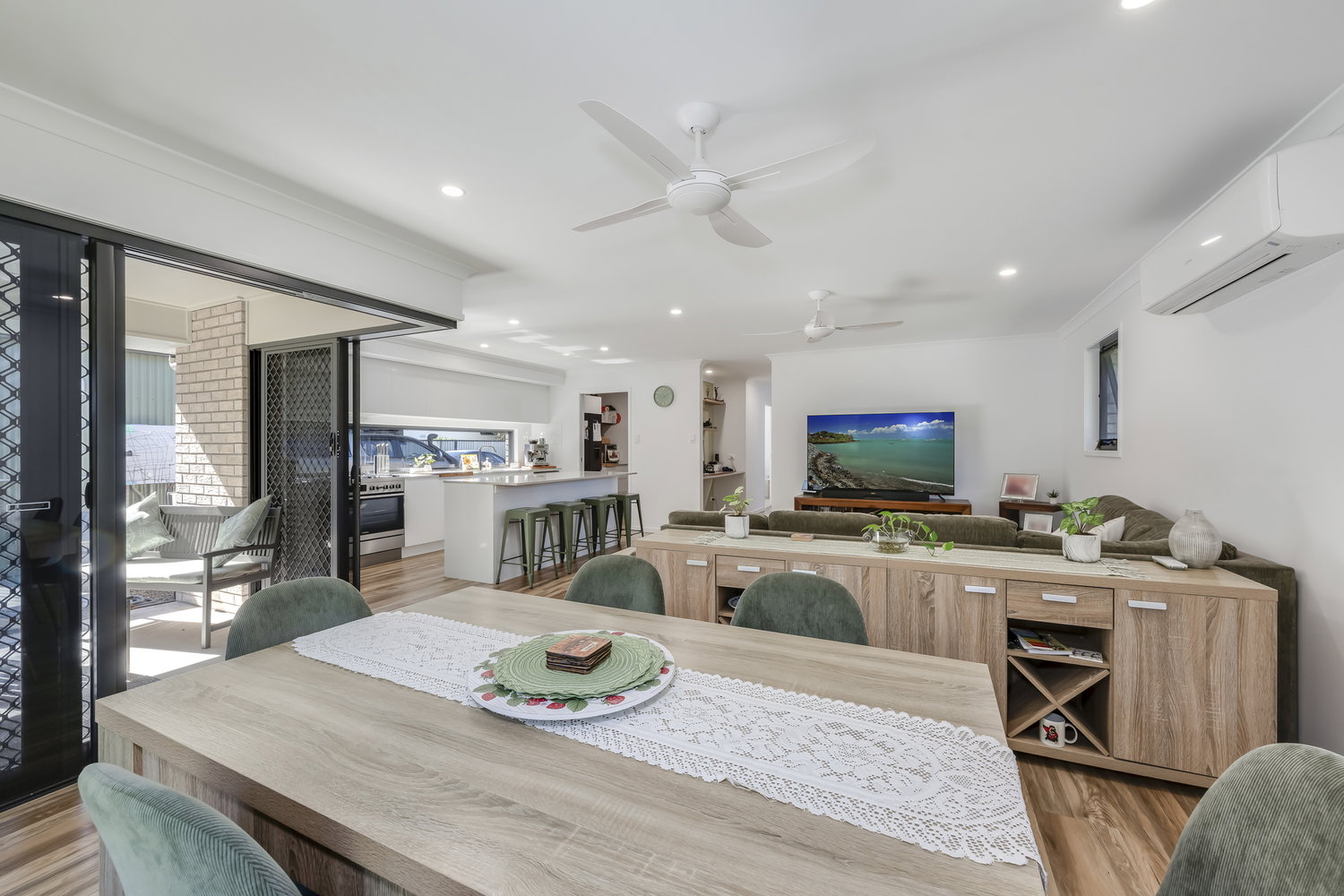 37 Regency Road, Moore Park Beach QLD 4670 - McGrath Knight Frank Wide ...