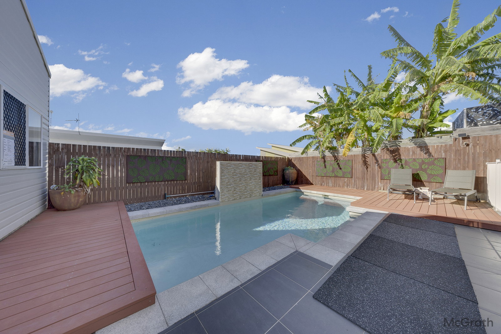 7 Carnarvon Parade, New Auckland QLD 4680 - McGrath Knight Frank Wide ...