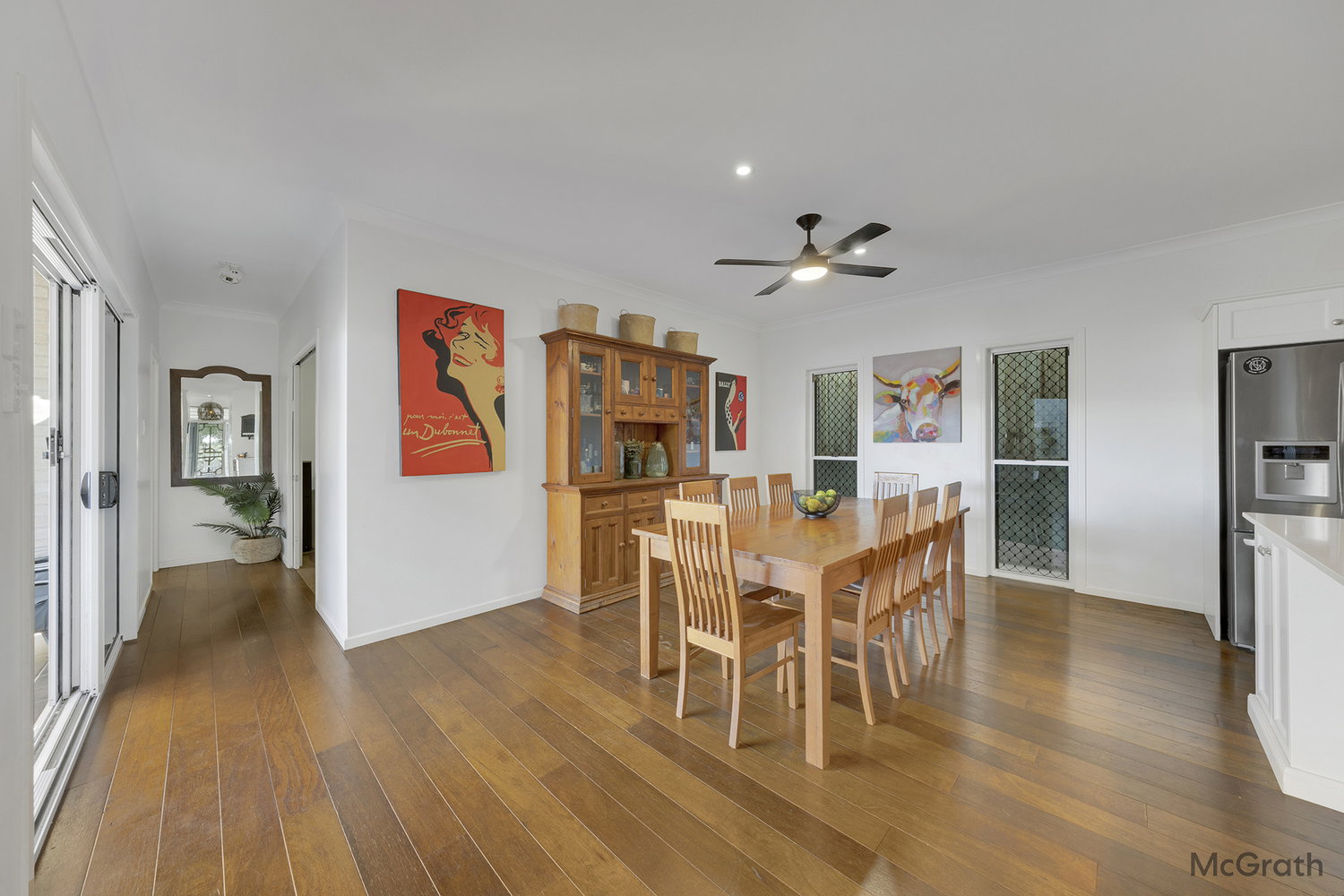 7 Carnarvon Parade, New Auckland QLD 4680 - McGrath Knight Frank Wide ...